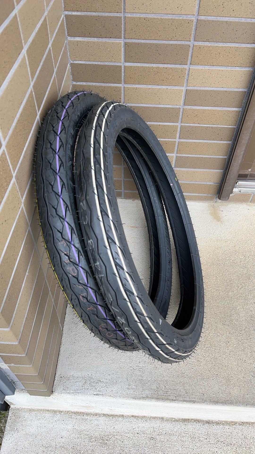 カブのタイヤ交換: RADACとBL5と模型のブログ（Seesaa）